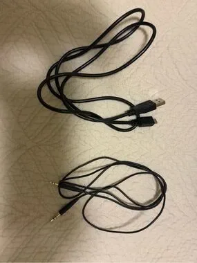 Bose | Headphones | Bose Overear Wireless Headphones With Carry Case ...